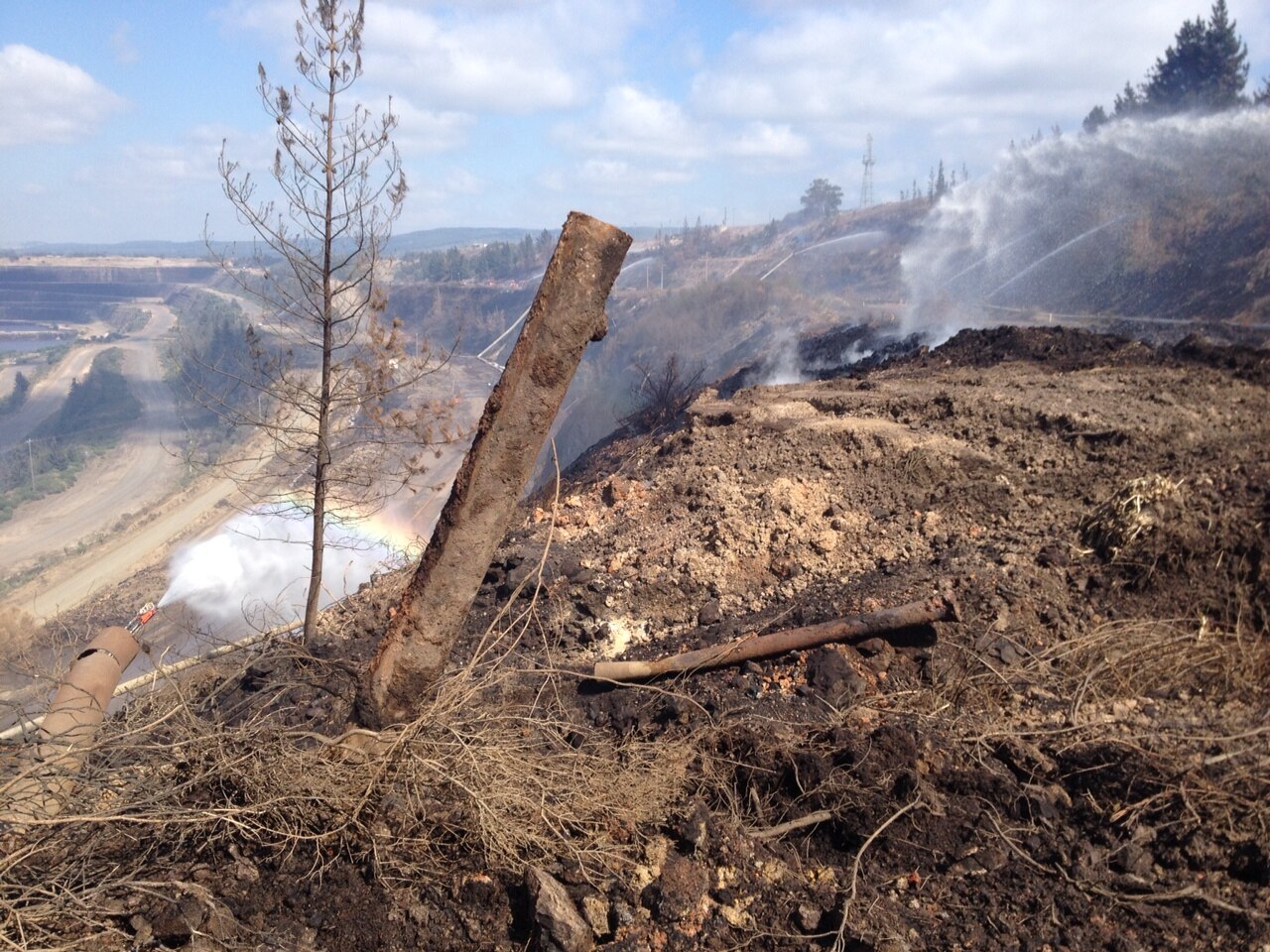 Hazelwood coal mine fire: Firefighters in Morwell on track to put out ...