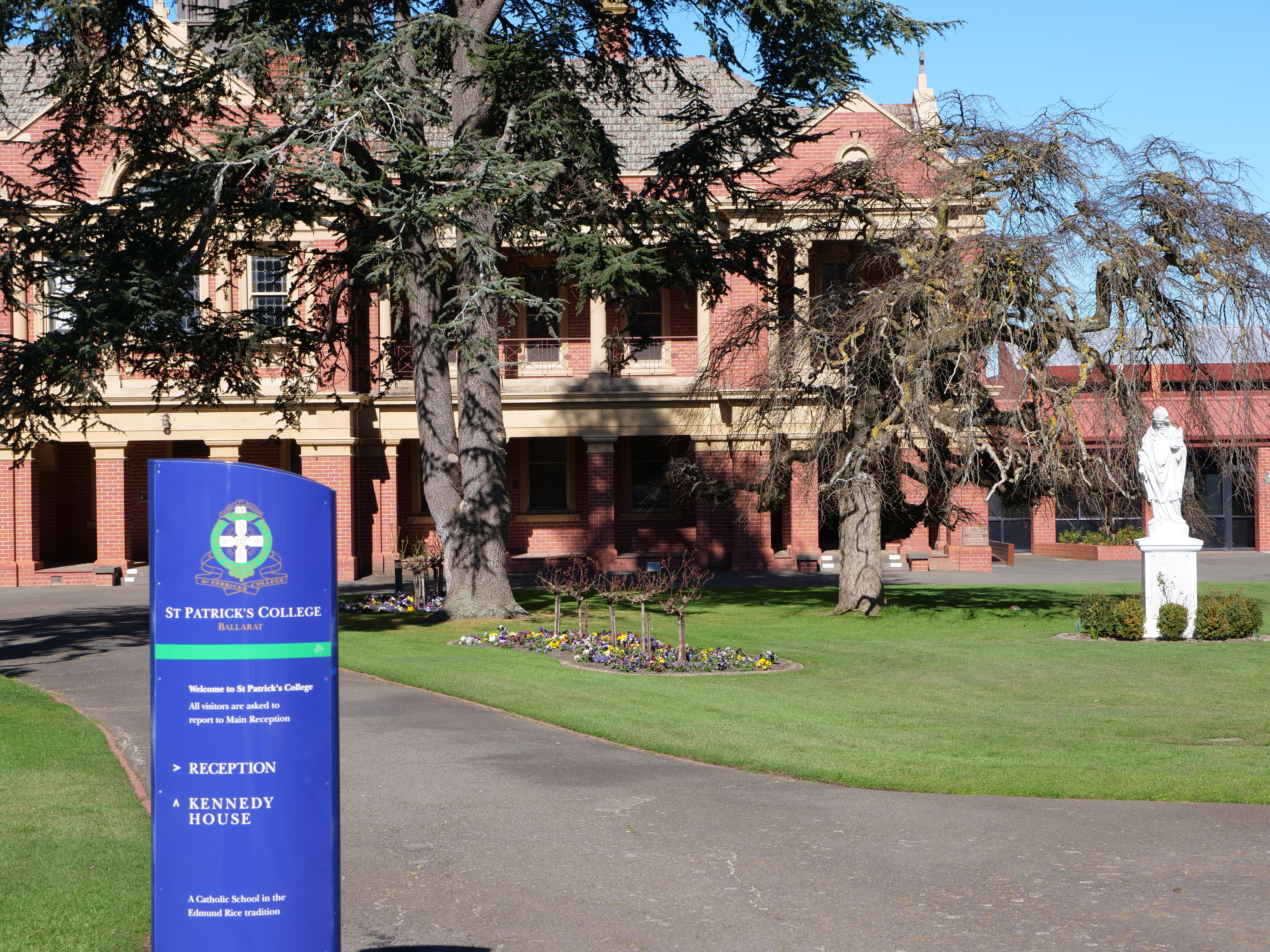 St Patrick's College Ballarat principal denies allegations of ...