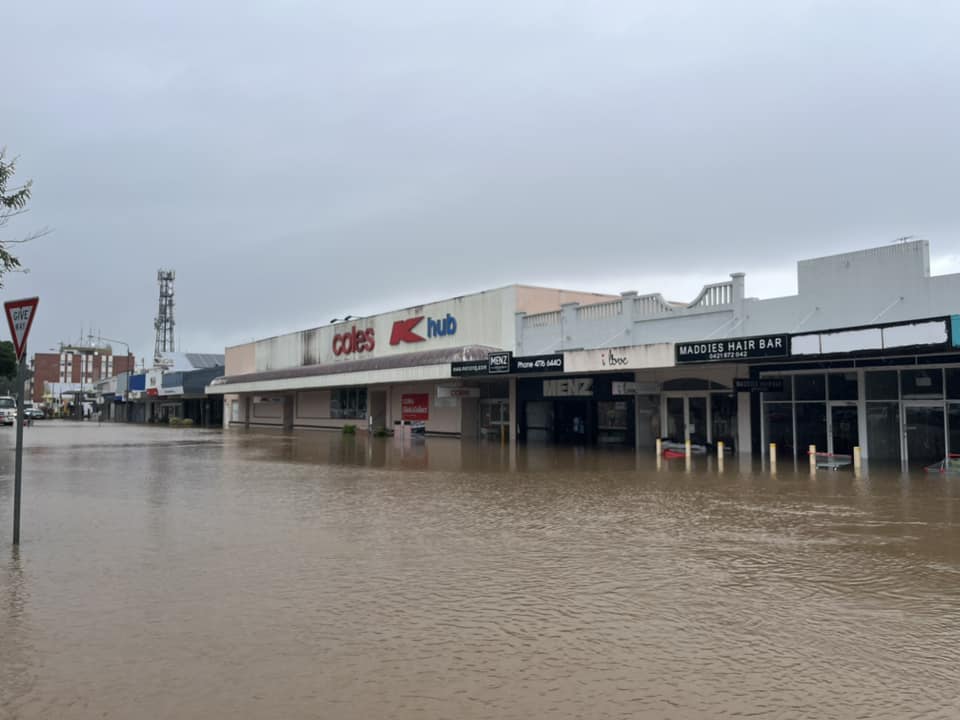 Dangerous flooding and intense rainfall to continue in north Queensland ...