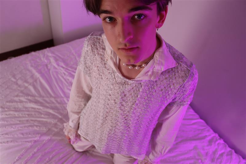 Home and Hosed: First Play from Daphnie!! - triple j