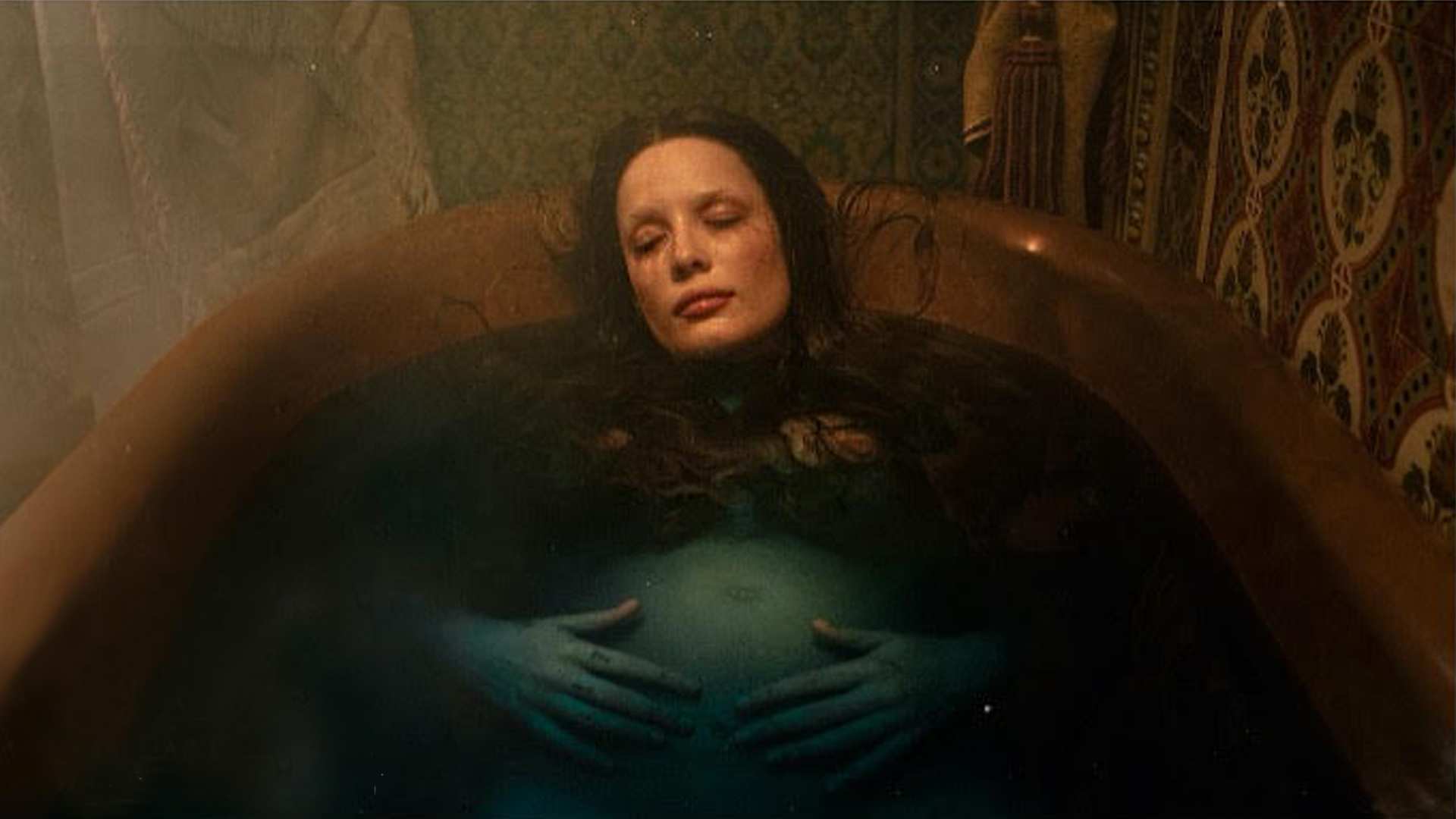 Watch the trailer for Halsey’s visual album, If I Can’t Have Love, I ...