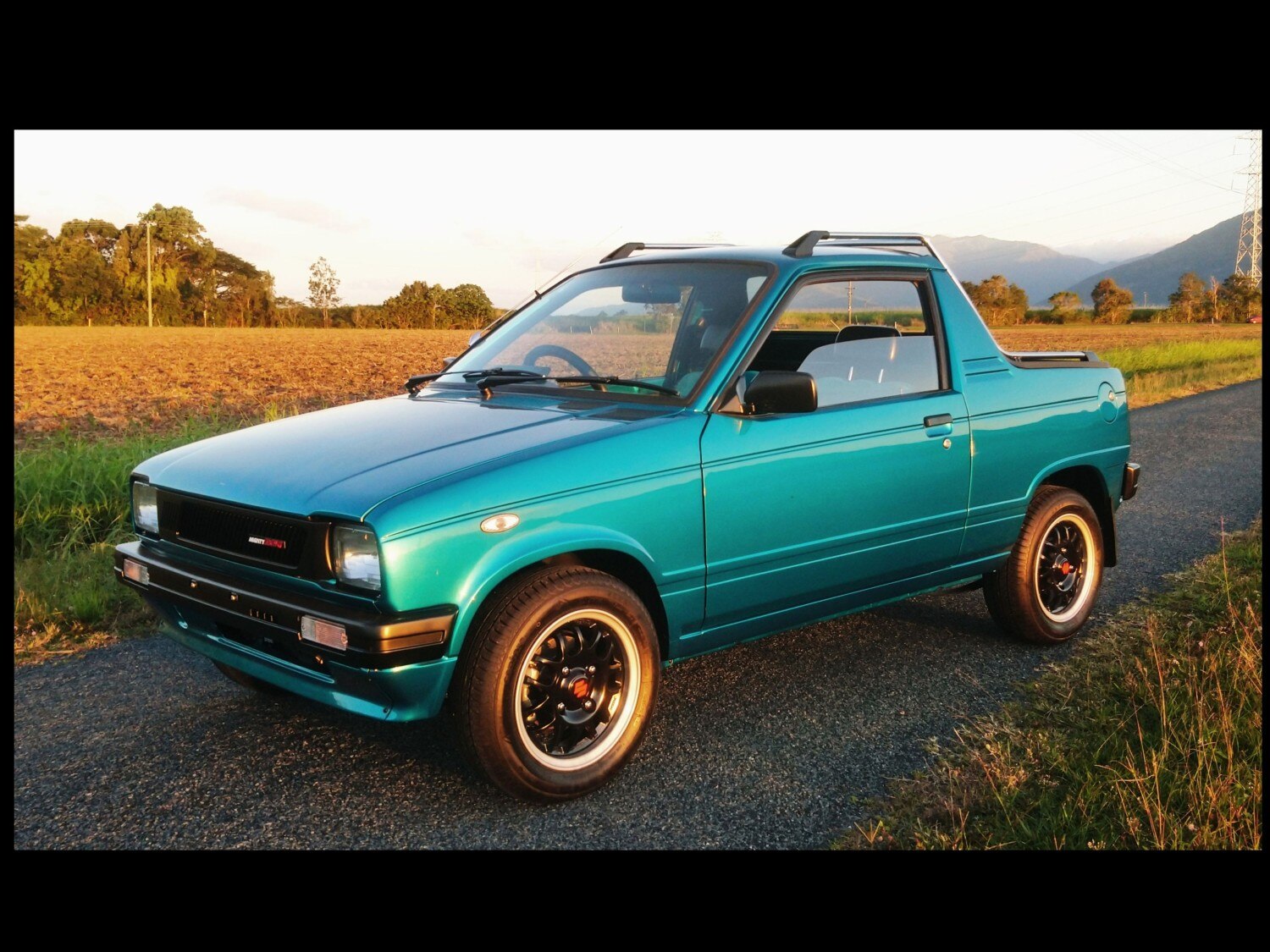 Adelaide O Week pranks - how Emily's Mighty Boy ute got stuck - ABC listen