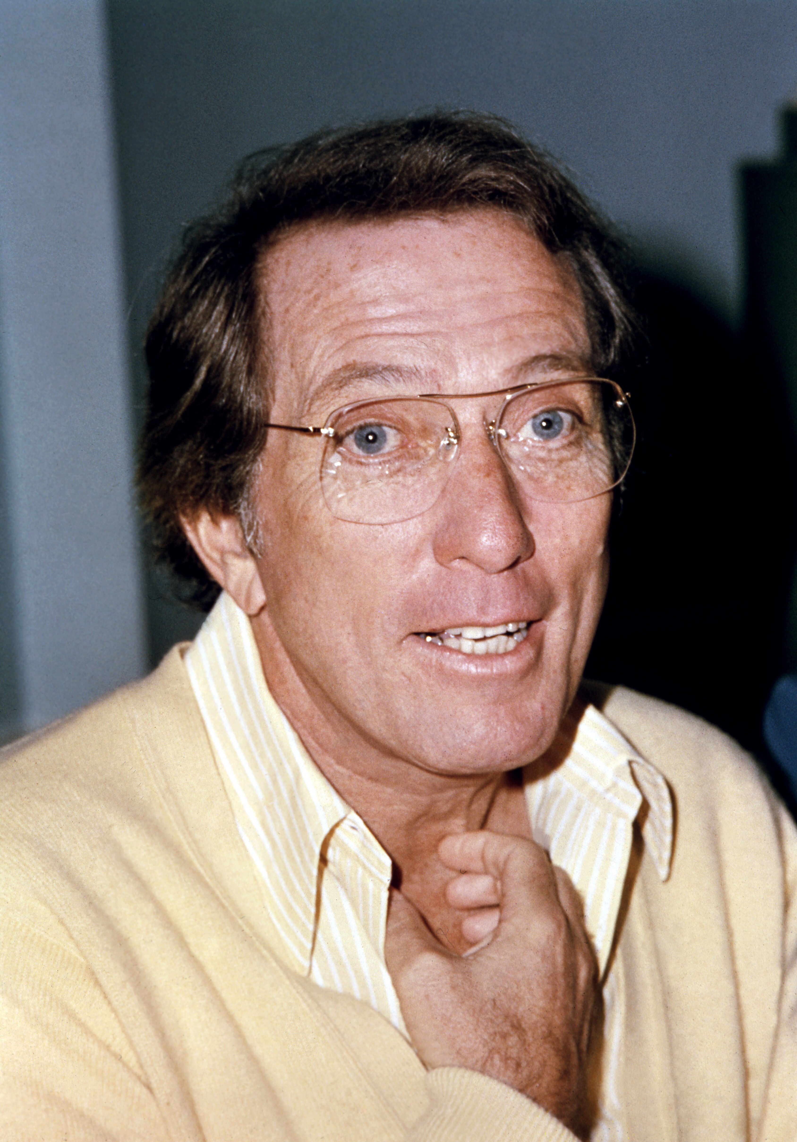 US singer Andy Williams dies - ABC News