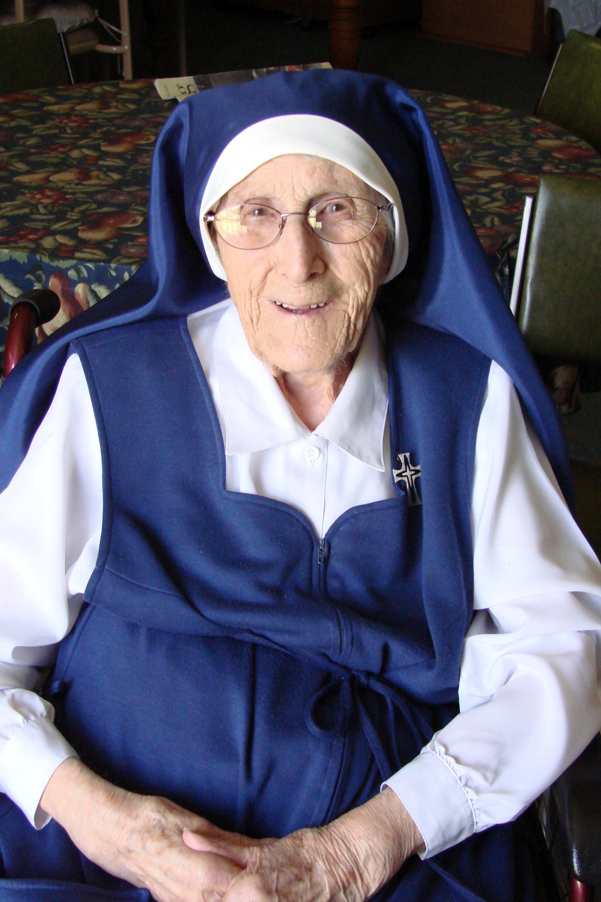 Australia's oldest Catholic nun Sister Madeleine Lawrence buried in ...