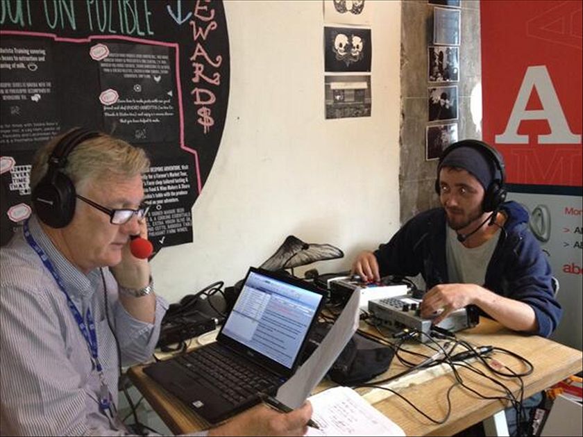 Youth vote key but many still not enrolled - ABC listen