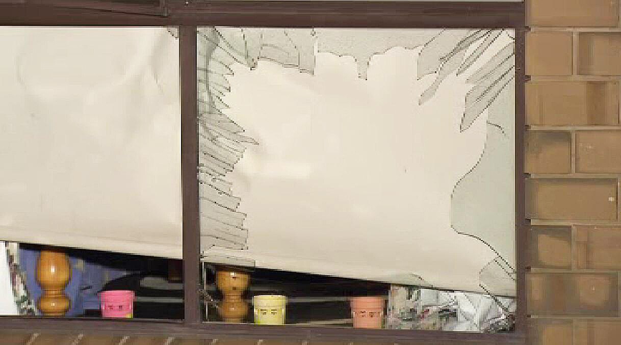 Man burnt in gas blast - ABC News