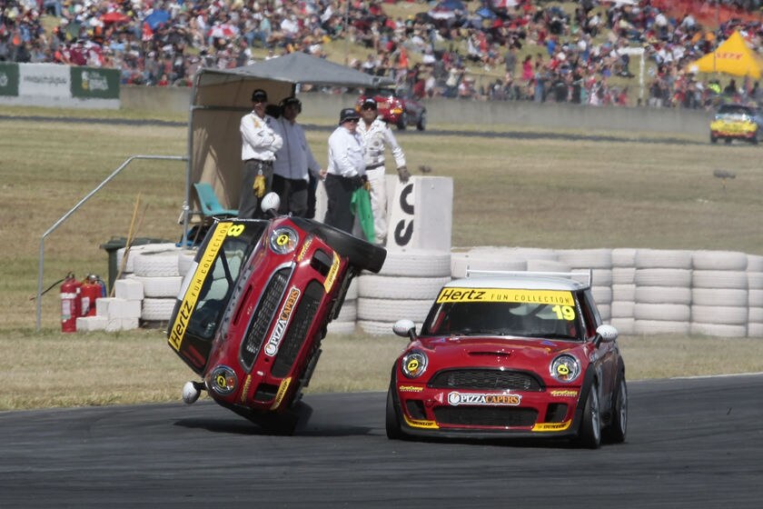 Queensland Raceway unfit to host V8s - ABC News