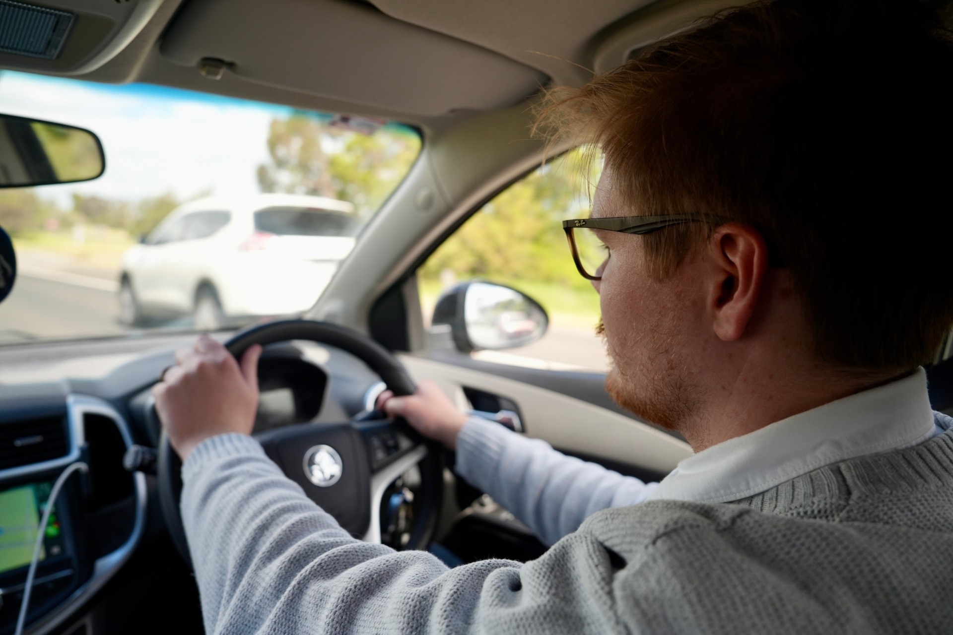 Calls for urgent intervention to help Victorian teachers find ...