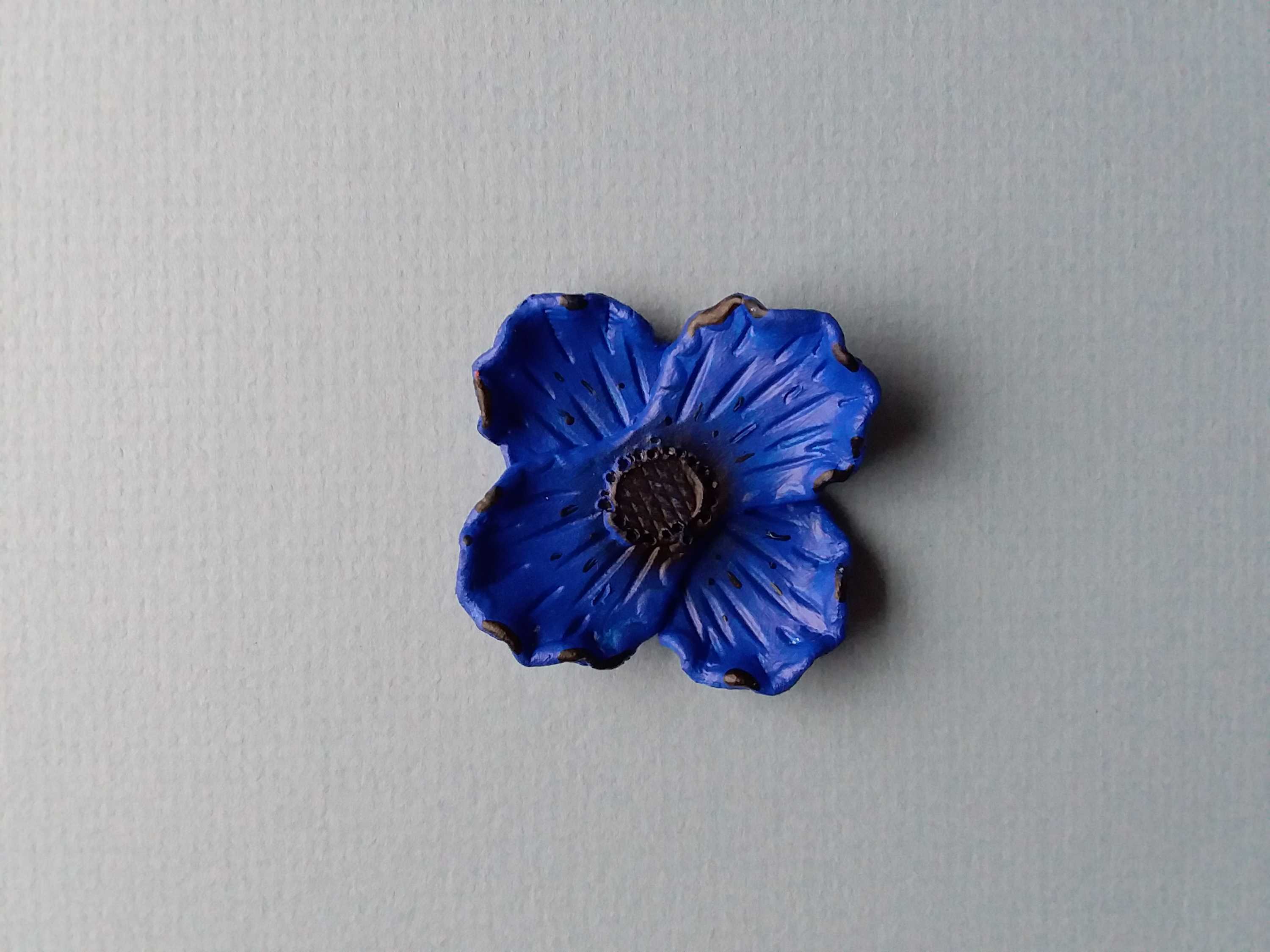 Artist Ron Davis turns bullets into Battlefield Blue badges, opening up ...