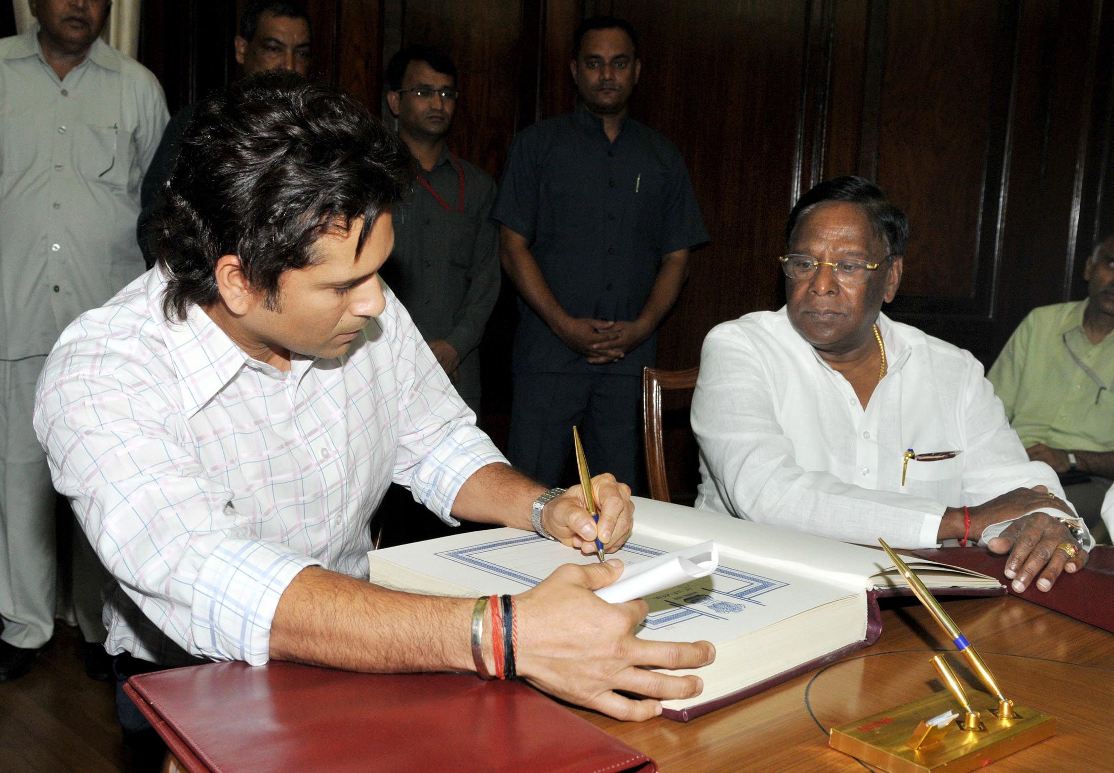 Tendulkar sworn in as MP - ABC News