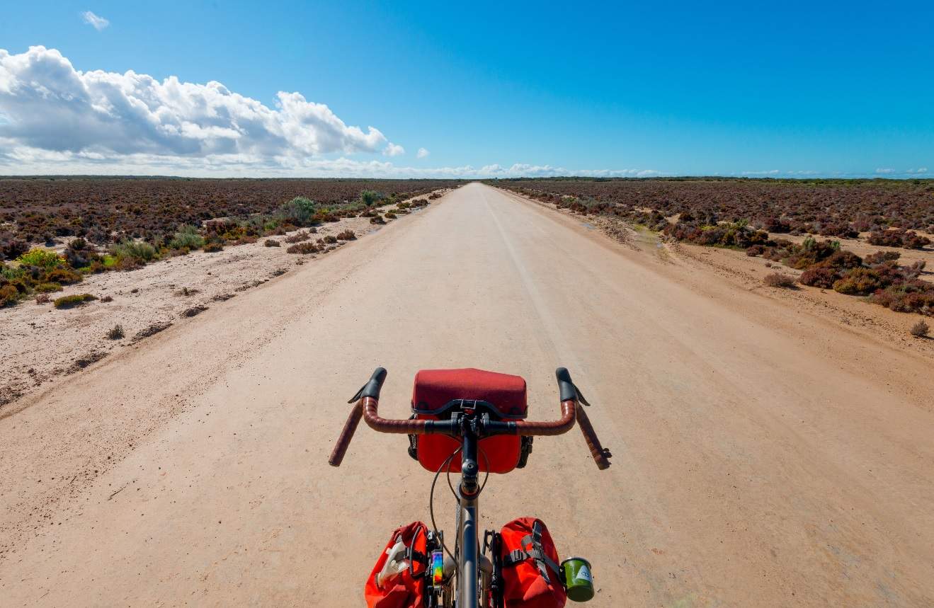 SA photographer Che Chorley embarks on coastal odyssey by bike to ...