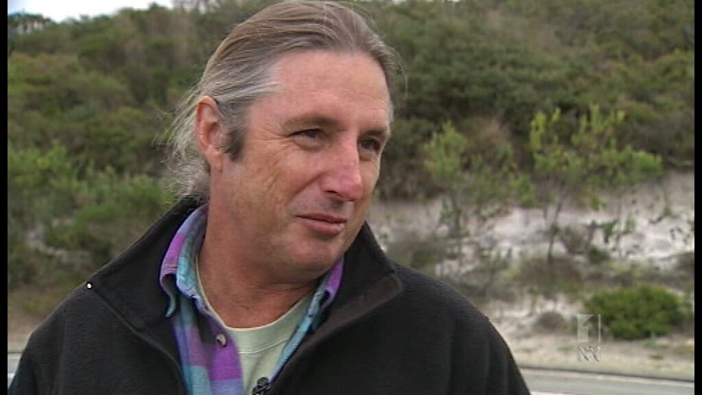 Tim Winton reflects on how Albany shaped his life - ABC News