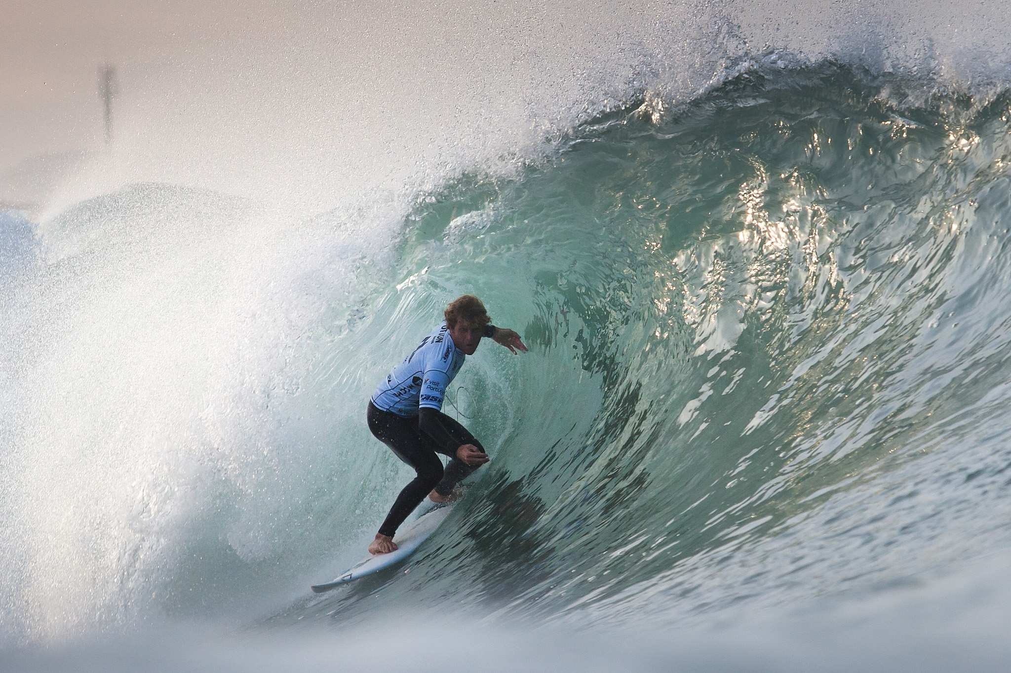 Surfing champion Kai Otton helps rescue father and son in treacherous ...