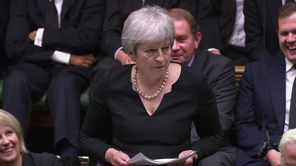 Theresa May tells anecdote about picnic with The Queen - ABC News