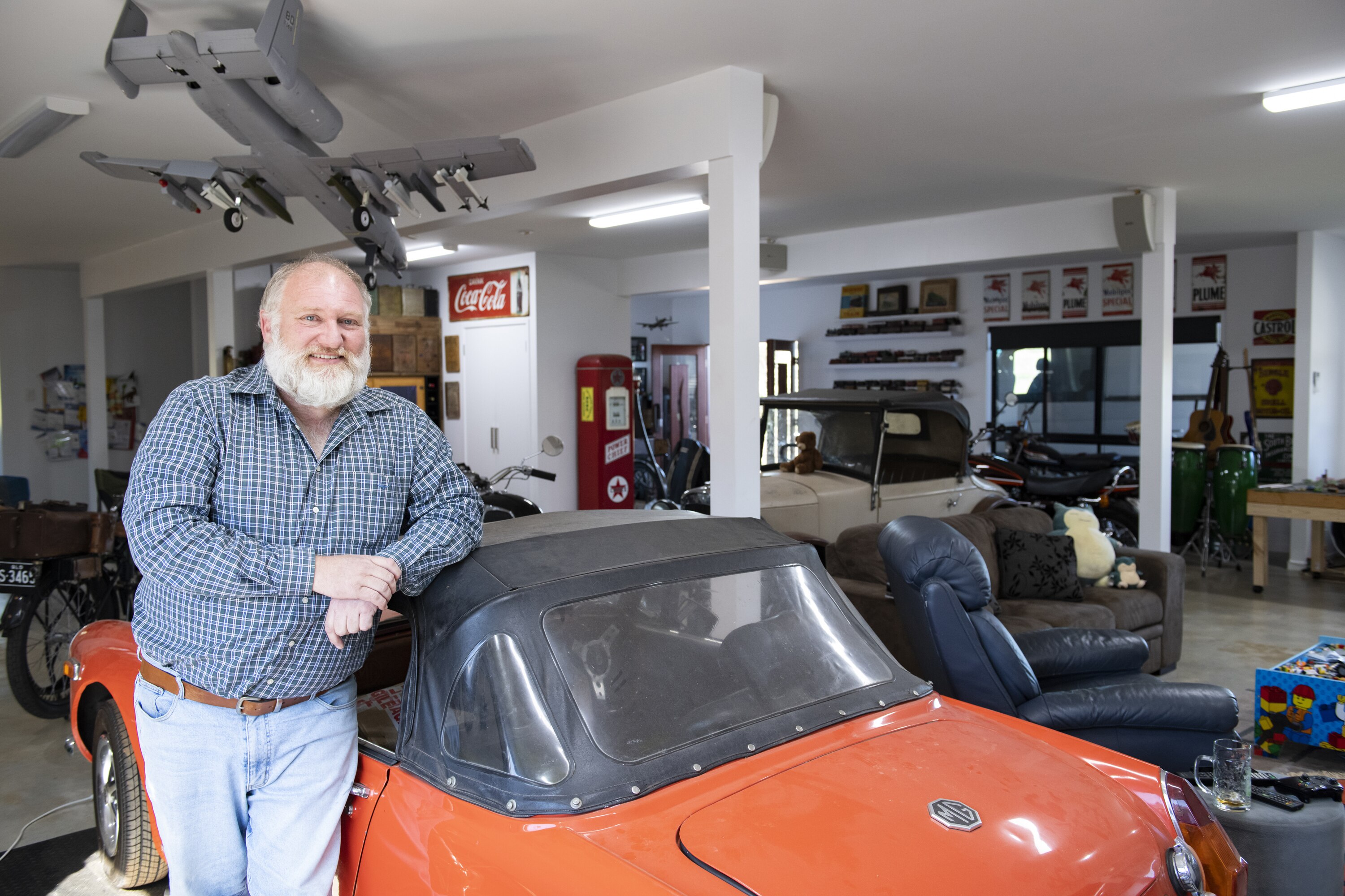 In The Shed: Dr Ian Holthouse - ABC listen