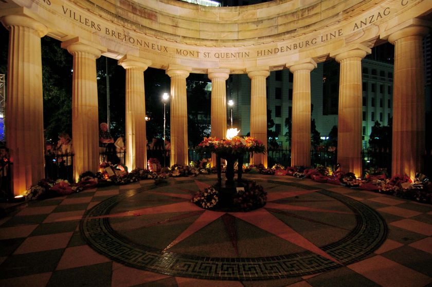 Brisbane cenotaph to be upgraded in time for WWI centenary - ABC News