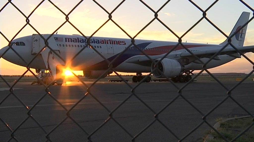 Malaysia Airlines flight MH122: Passengers told to brace for impact on ...