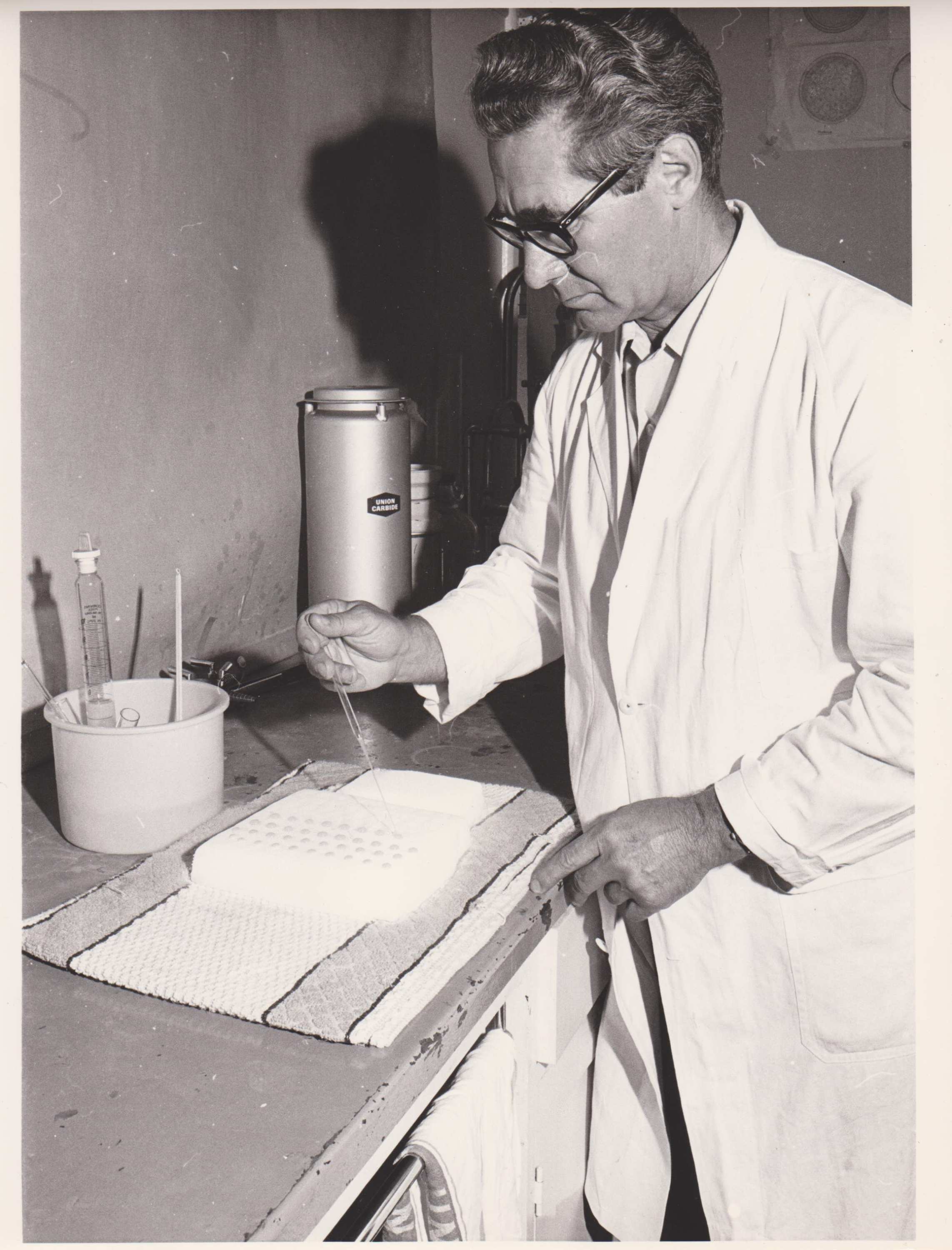 How a Cold War scientist escaped a gulag to pioneer reproductive ...