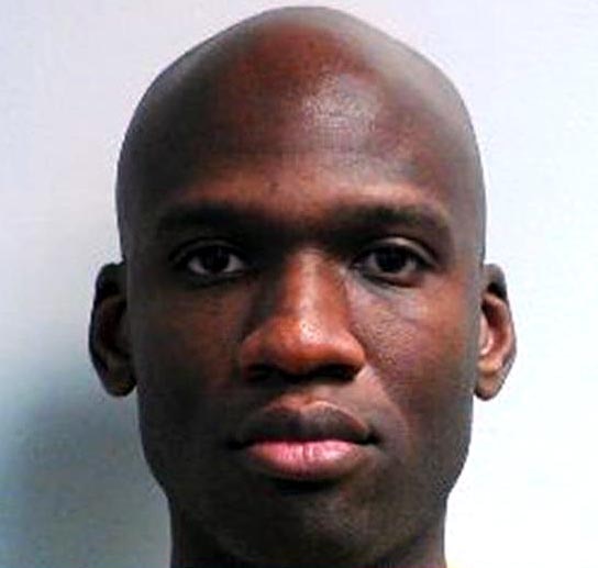 Navy yard shooter Aaron Alexis told police of hearing voices, believing ...
