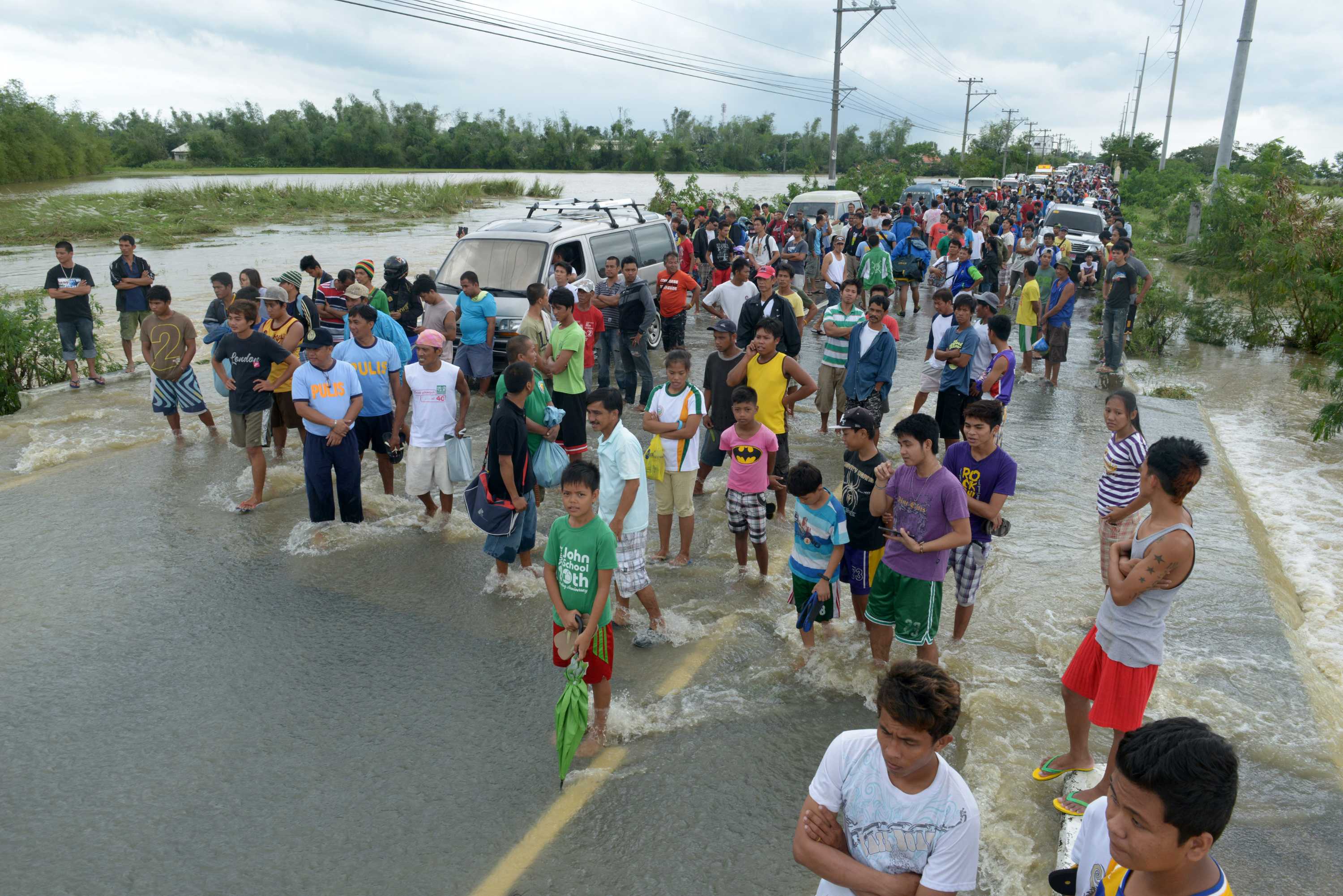 Typhoon cleanup in Philippines, but another storm on the way - ABC News