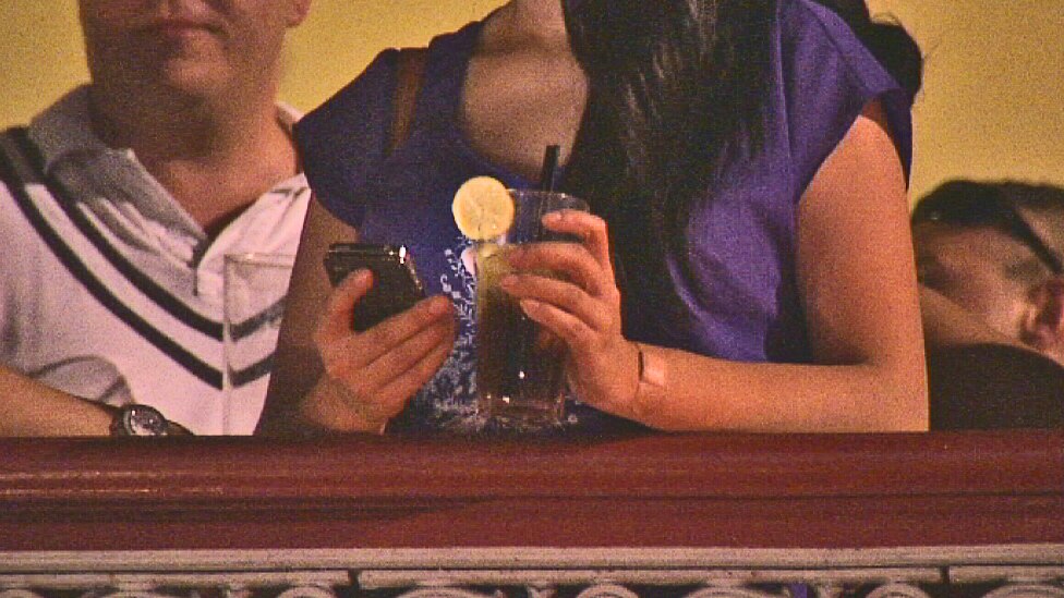 Research shows closing pubs and clubs early reduces alcohol related ...