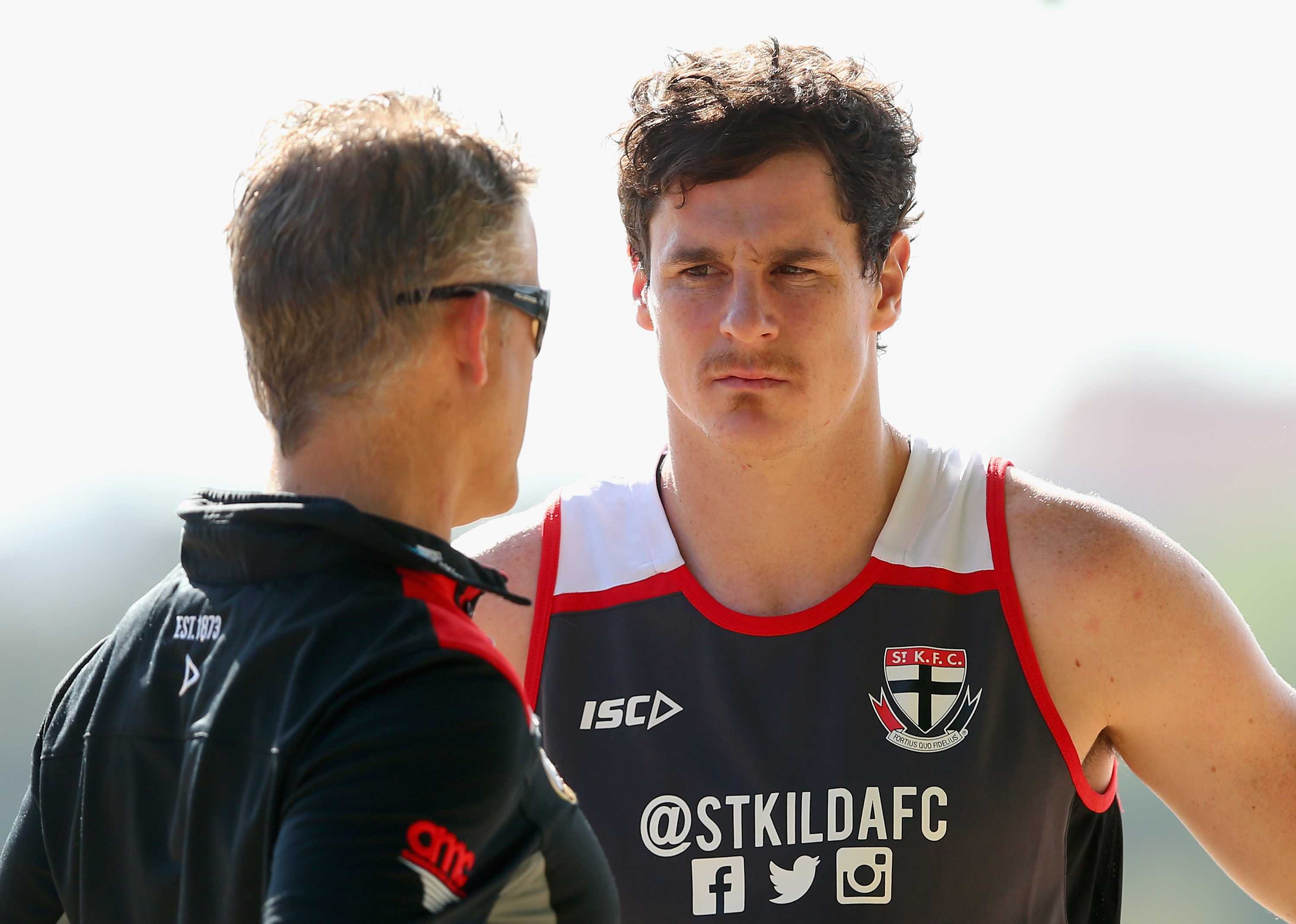 Jake Carlisle starts St Kilda's AFL preseason training by turning up ...