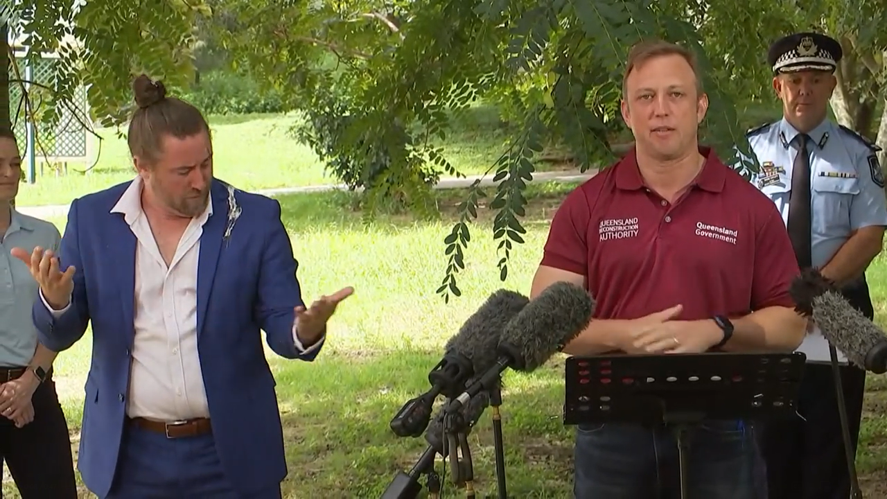 "Owl no!" Bird poos on Adelaide Auslan interpreter Mikey Webb - ABC listen