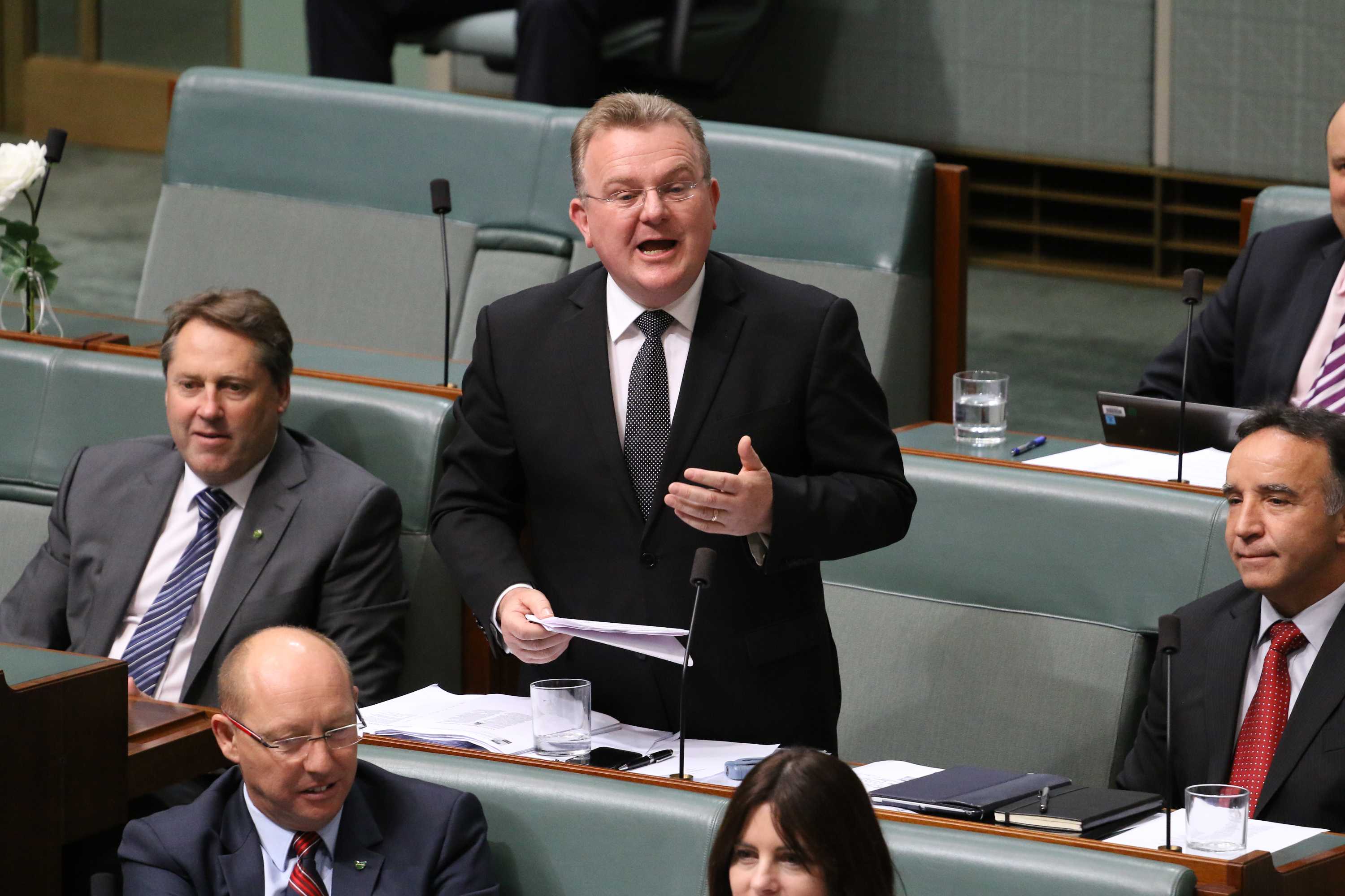 Bruce Billson, former small business minister, to quit politics at next ...