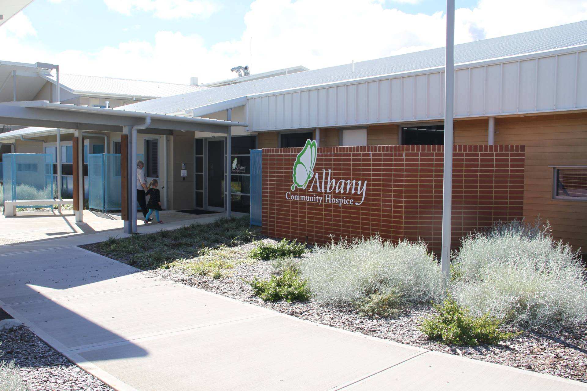 Community-run hospice celebrates 30 years of caring for the Great ...