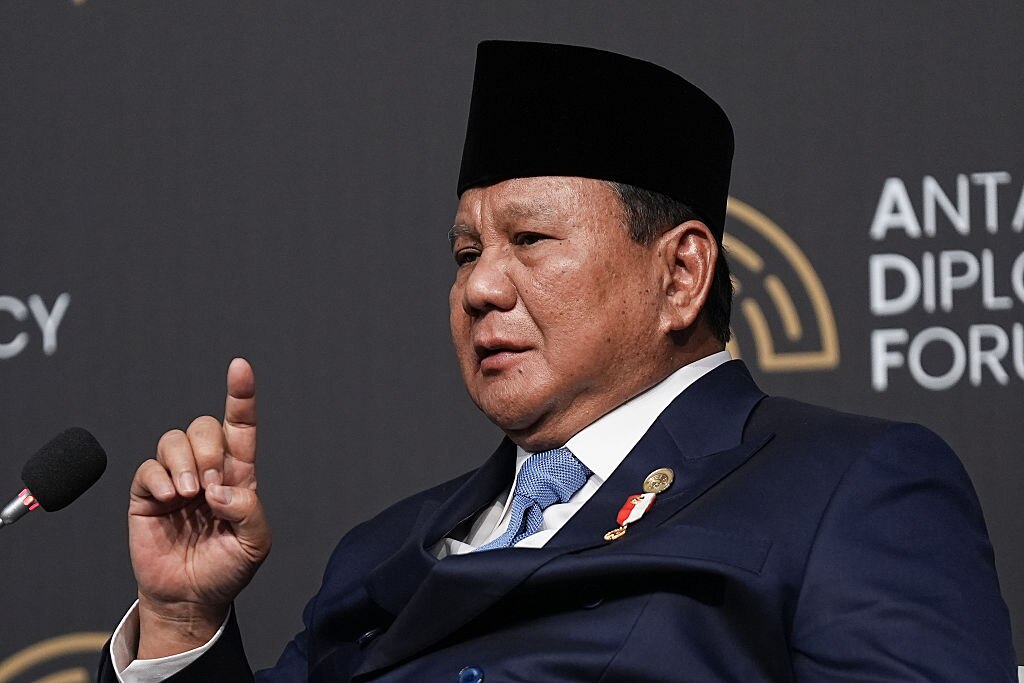 Global Roaming with Geraldine Doogue and Hamish Macdonald - ABC listen