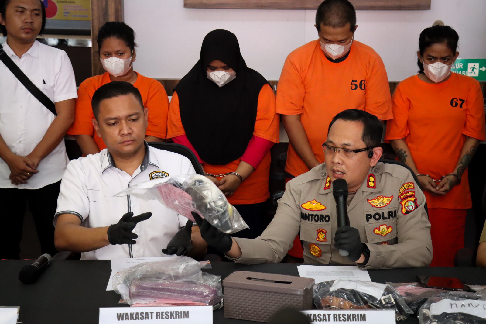 Siskaeee is risking jail and defying the haters to make OnlyFans content in Indonesia. Here's ...