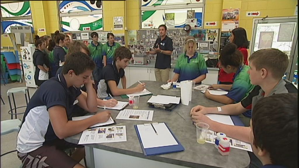 Sparking children's interest in science - ABC News