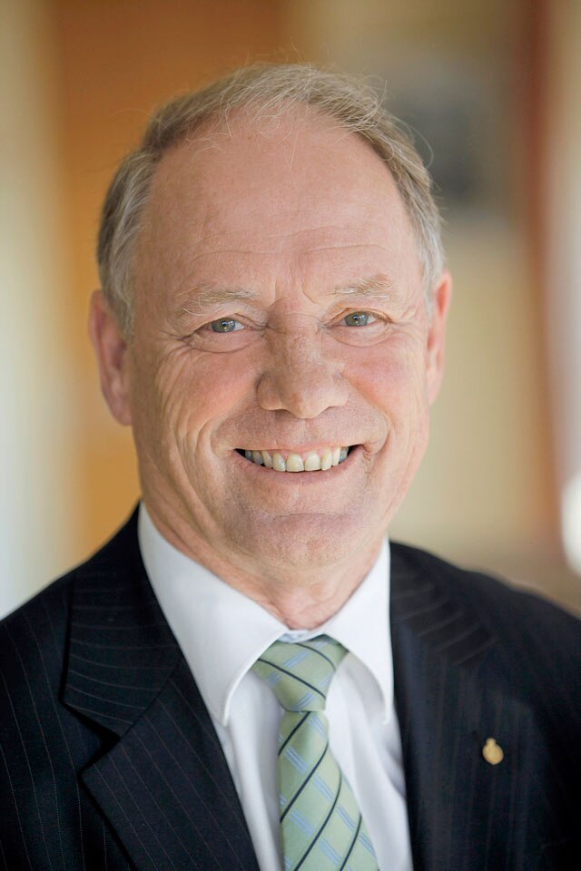 NSW Nationals MP Andrew Fraser wants review of refugee policy after ...