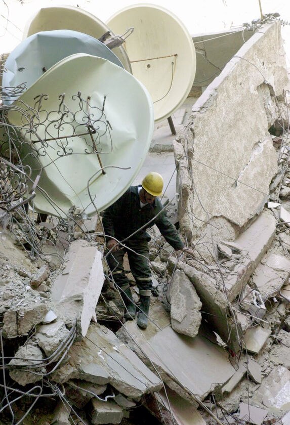 Five killed after Egyptian tower block collapses - ABC News