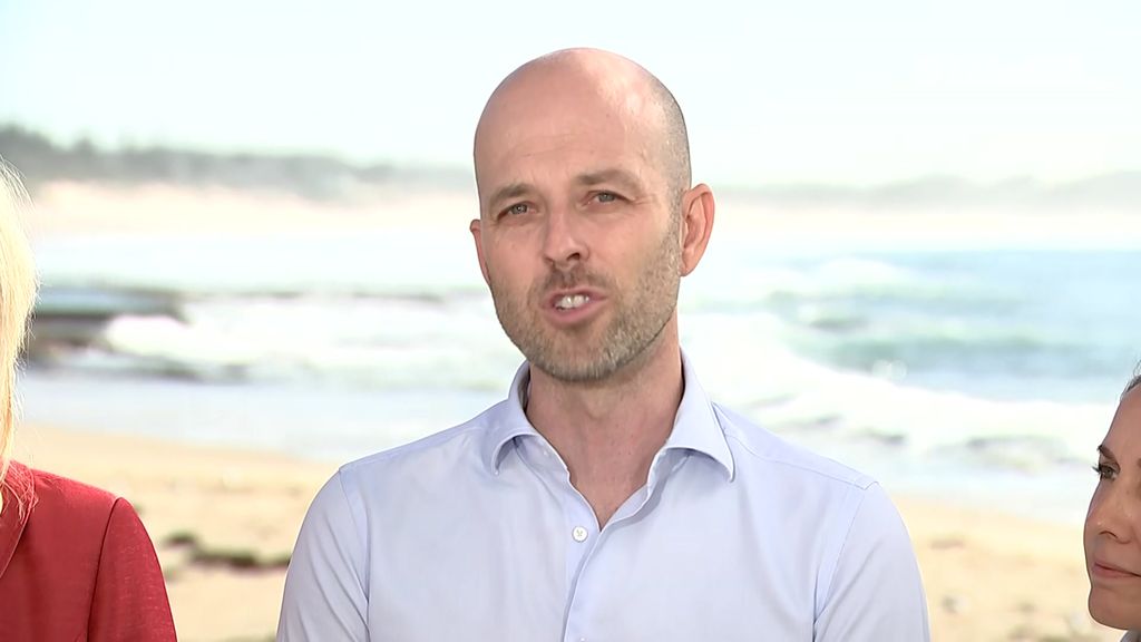Liberal candidate for Cook Simon Kennedy begins campaigning - ABC News