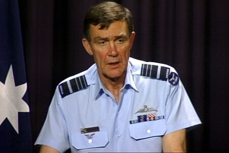 Defence chief backs Black Hawks - ABC News