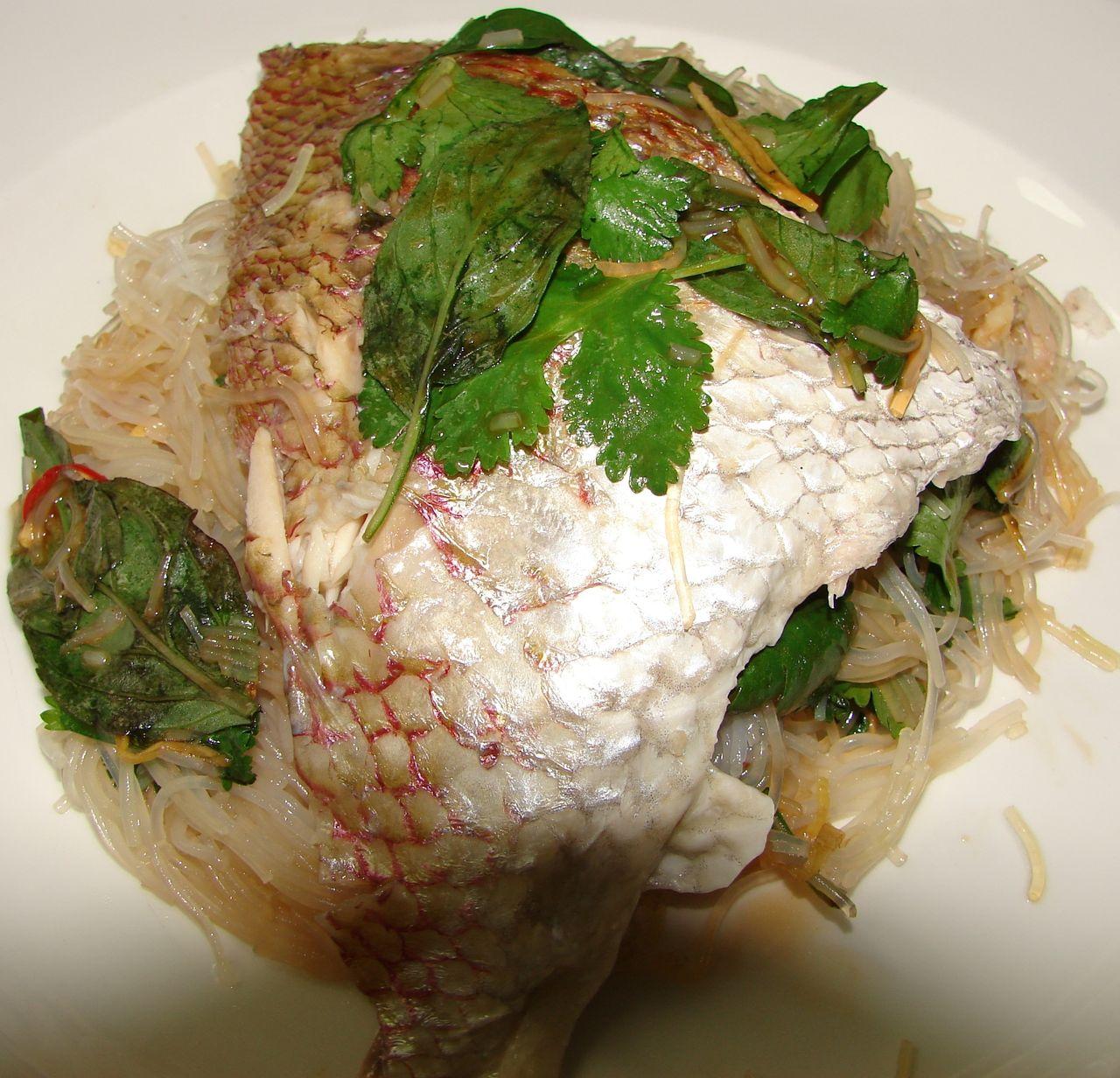 Barbecue snapper with asian noodles - ABC News