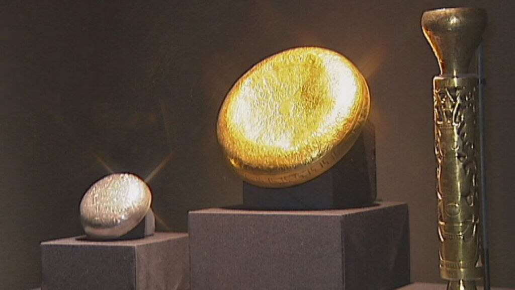 Rare golden treasures from the Incas visit Canberra - ABC News