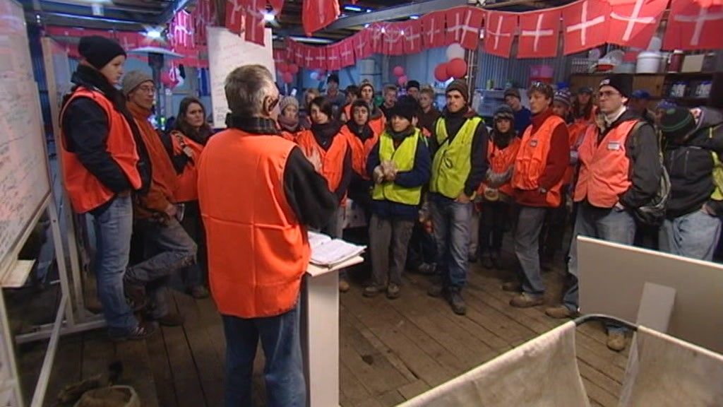 Helping Hands: Charities and volunteers helping Australians through ...