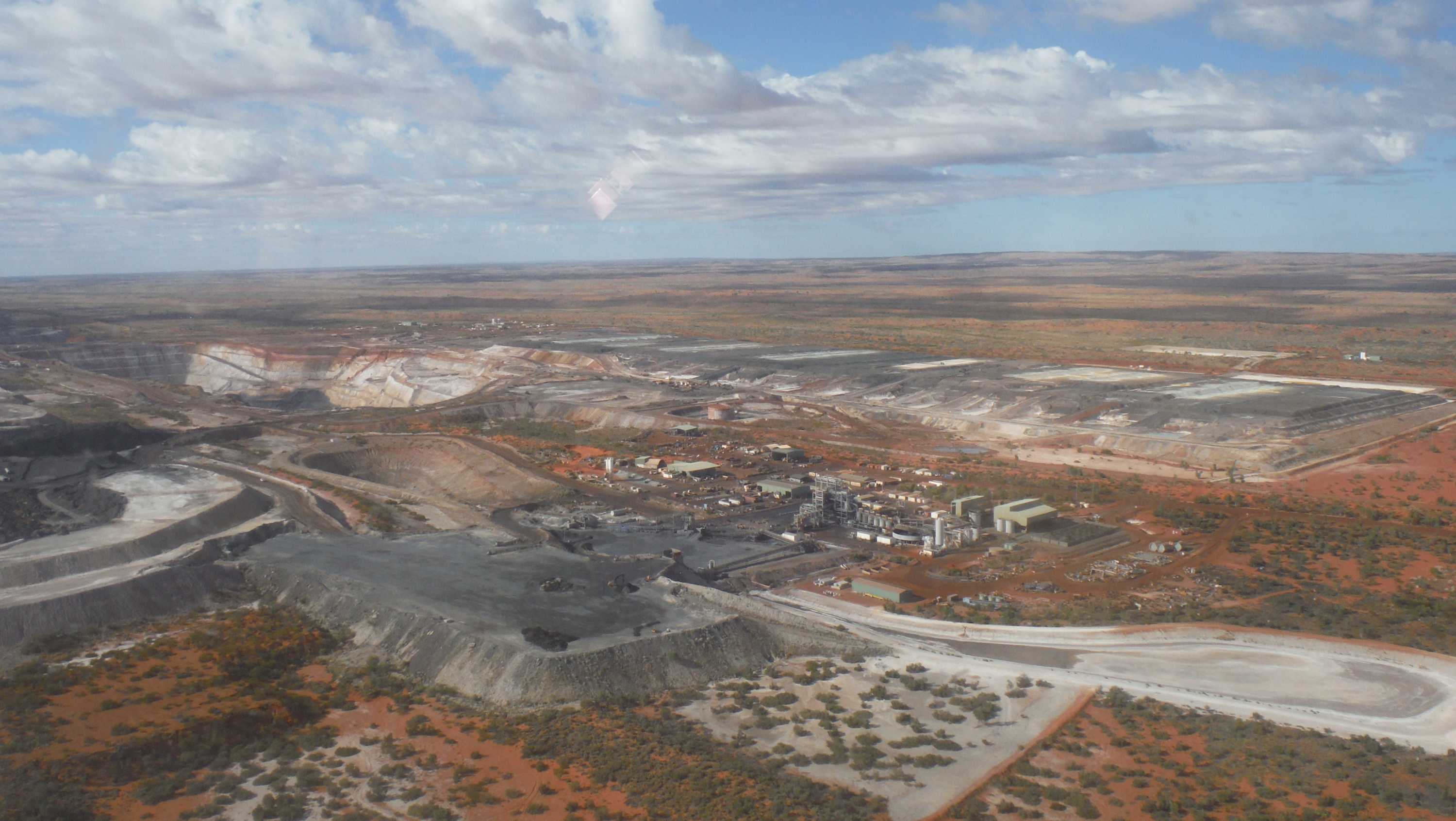 Nifty Copper mine closure leaves 400 jobless in East Pilbara - ABC News