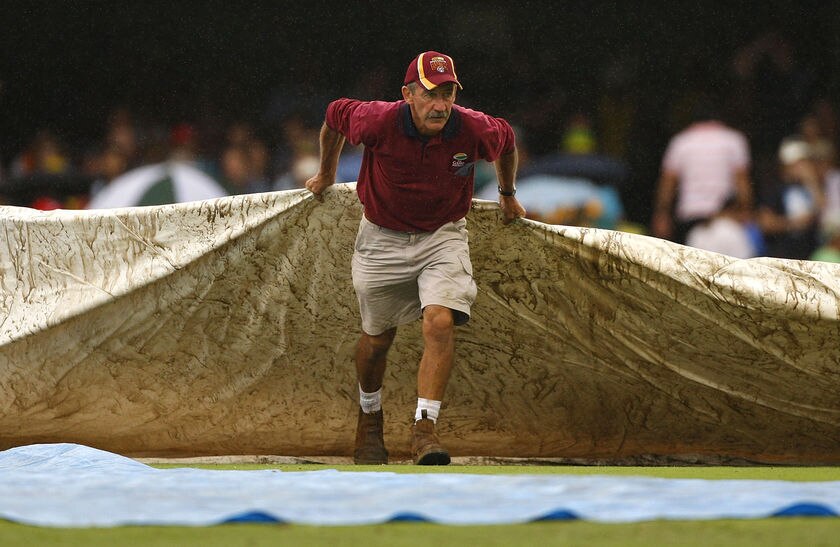 Rain washes out Australian run chase - ABC News