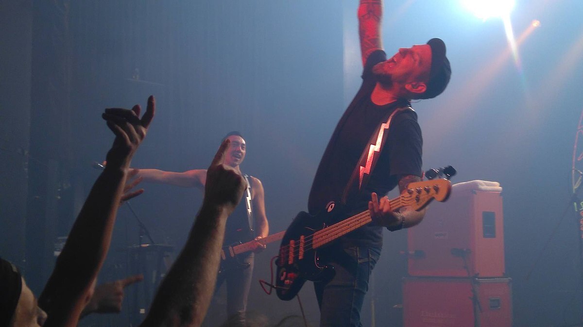 Regurgitator's Ben Ely on collecting guitars, records, stuff, and the ...