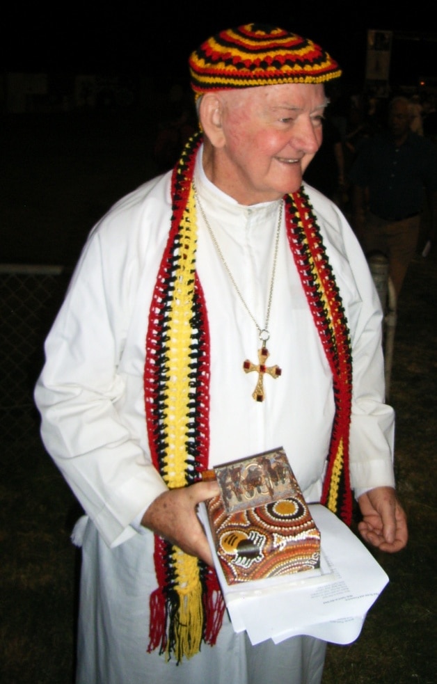 Darwin's Bishop Ted Collins dies aged 83 - ABC News