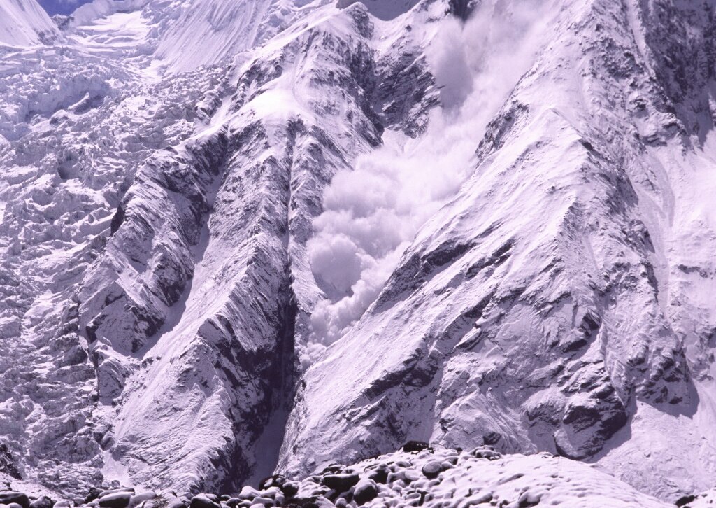 Andrew Lock's tale of death and survival high in the Himalayas - ABC News