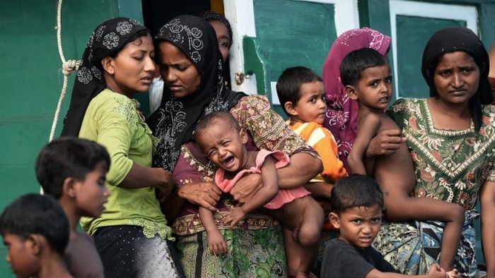 The End of National Borders: Thinking Ethically in the Face of Mass ...