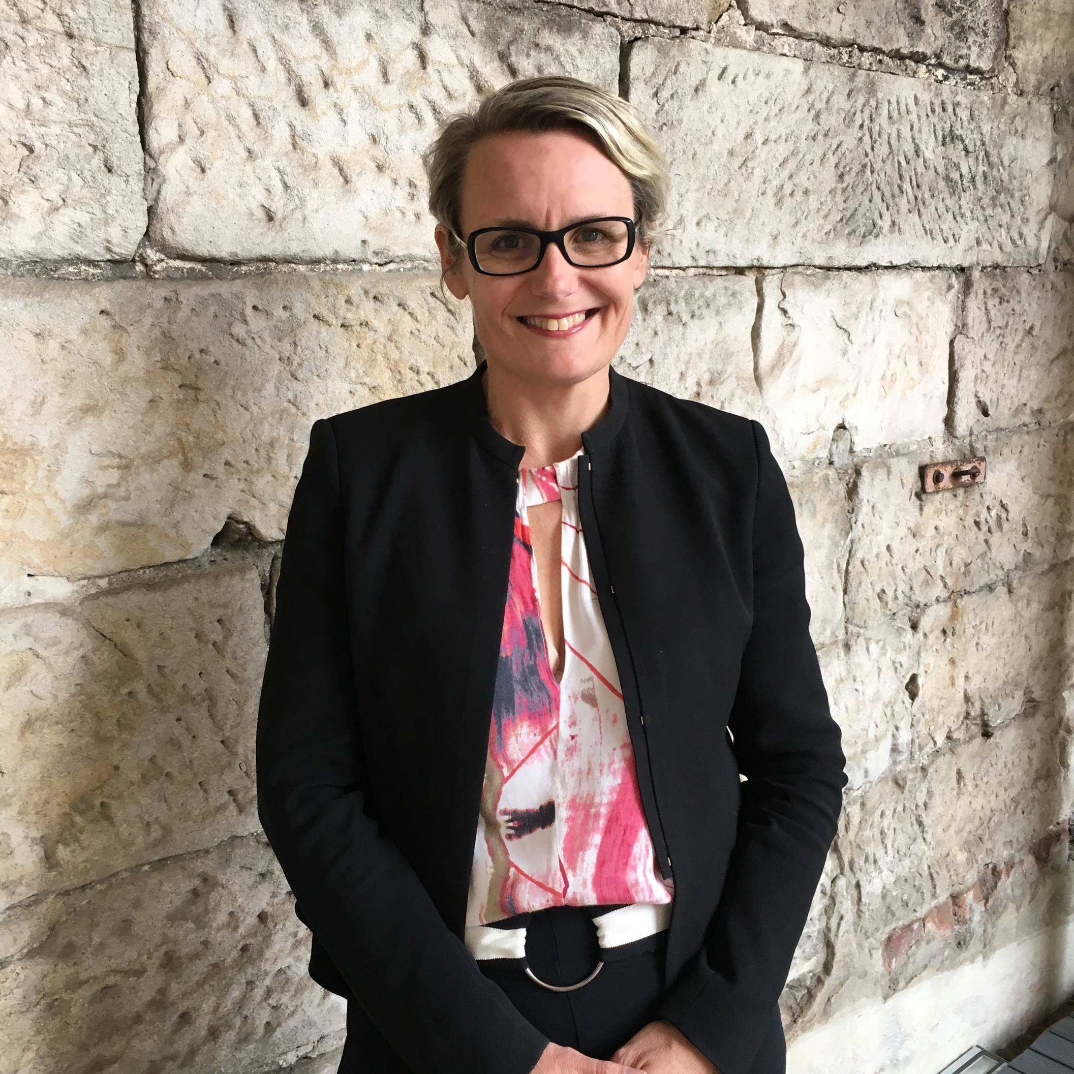 Sunday Brunch with State Librarian Dr Caroline Butler-Bowdon - ABC listen