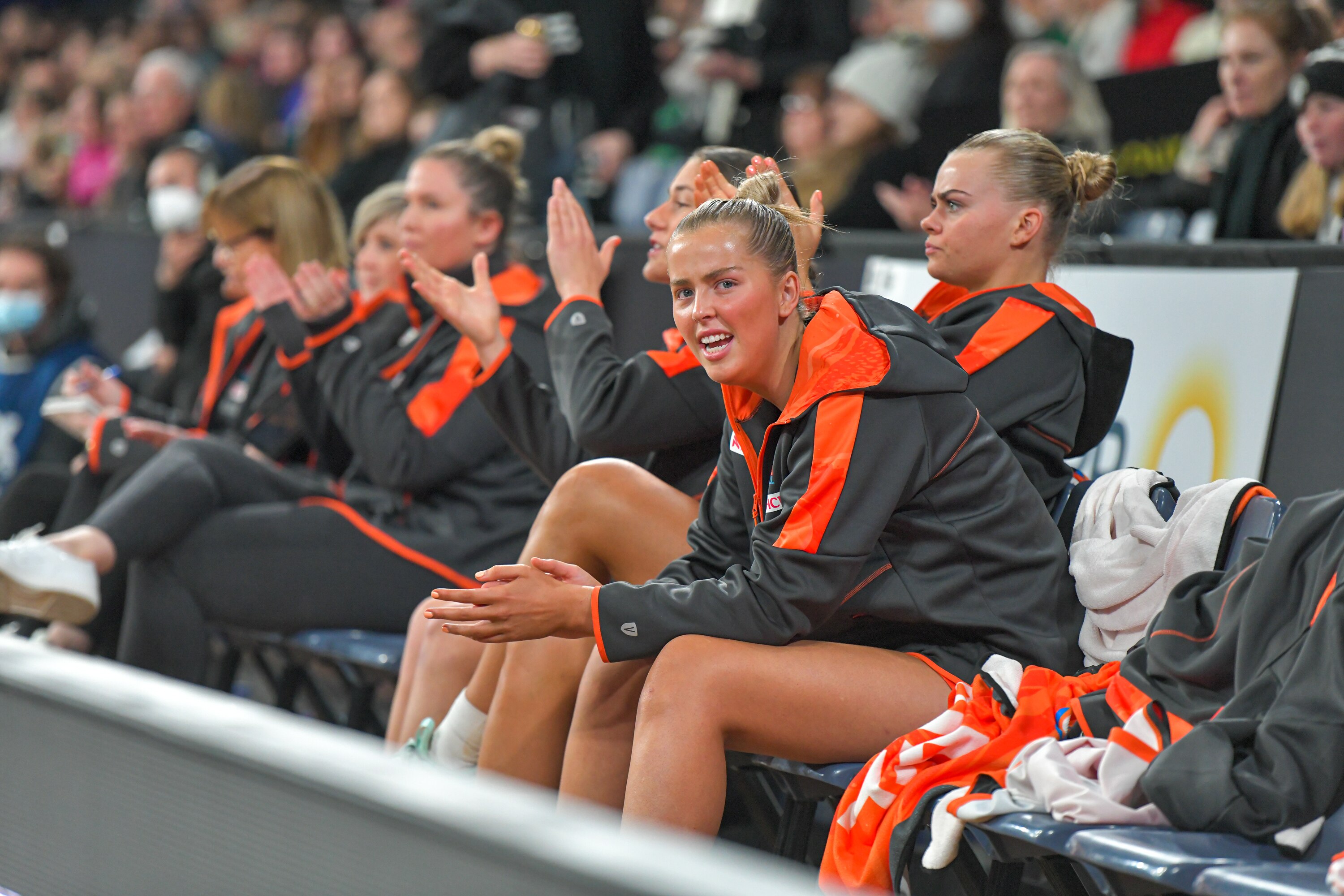 Super Netball Round-Up – Record breaking crowds, a Diamond finds her ...