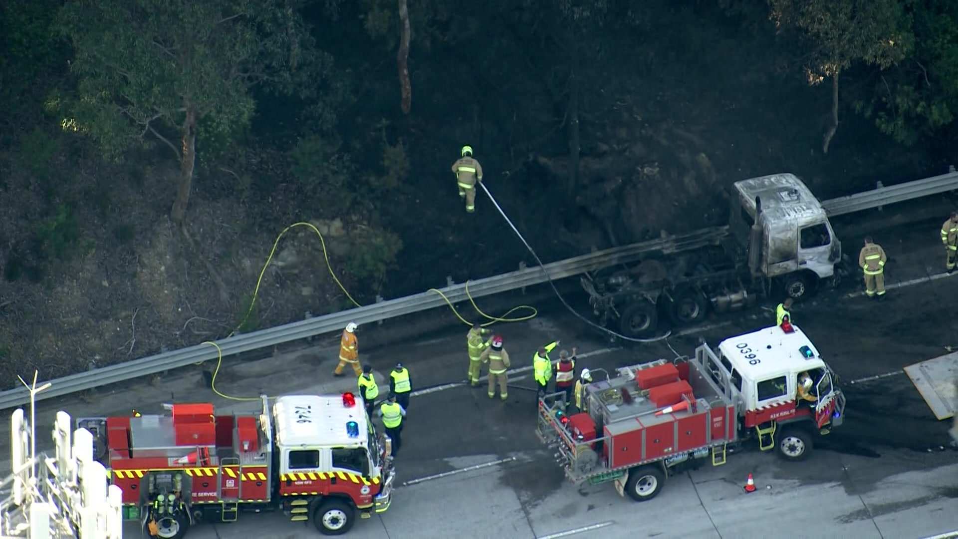 Sydney news: Truck fire causes massive traffic delays on M1 at Somersby ...