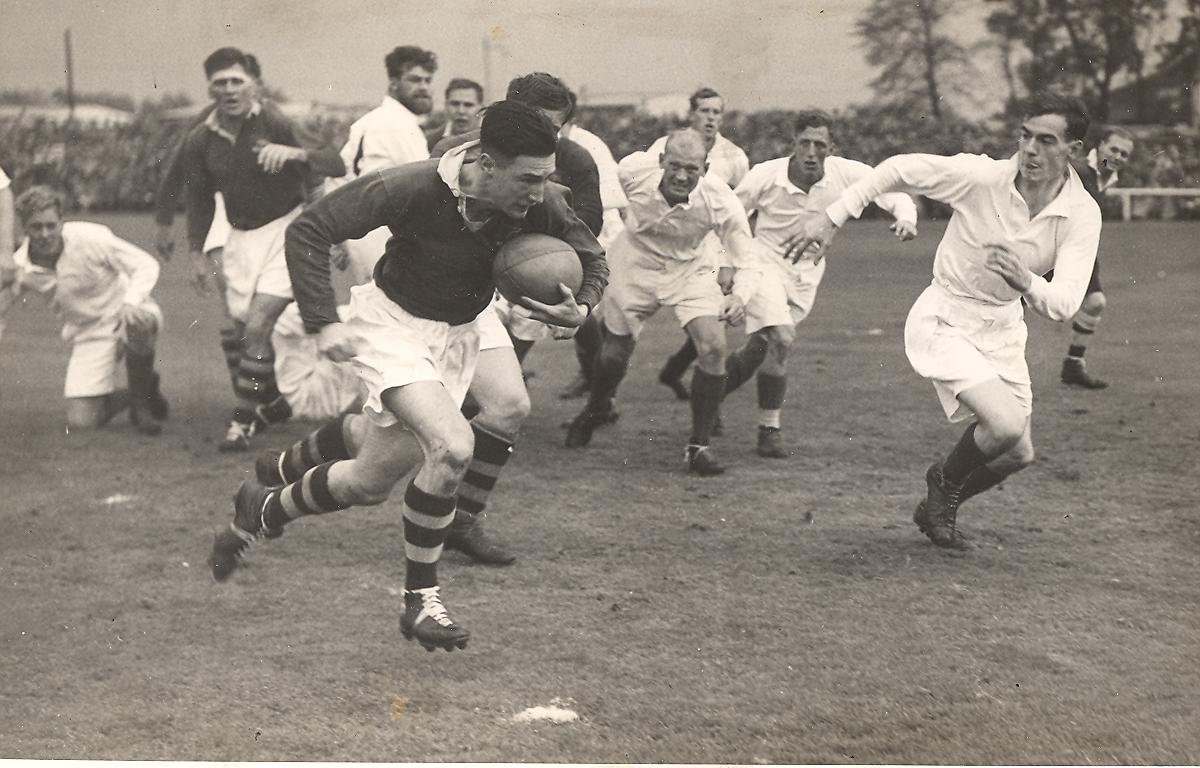 Newcastle rugby union great Cyril Burke immortalised in Hall of Fame ...