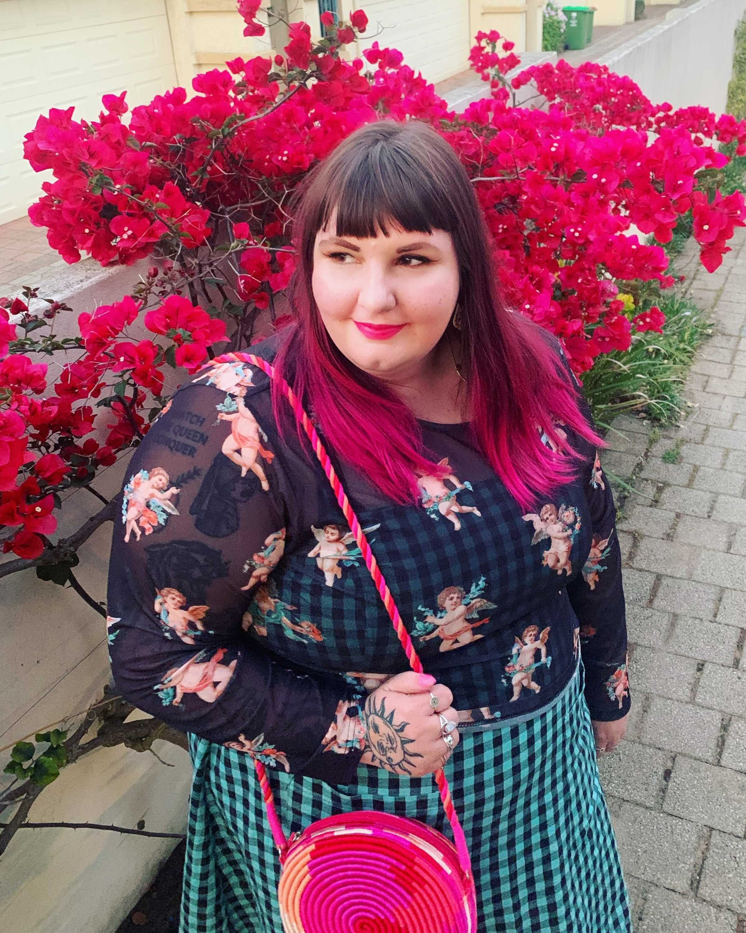 As a plus size clothing store opens in Bassendean, Perth artist Carla ...